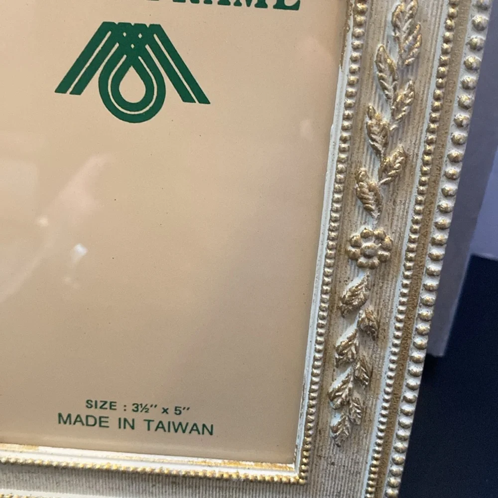 Accents | Cream Color W Goldtone Trim Metal Frame Has Display Stand ...